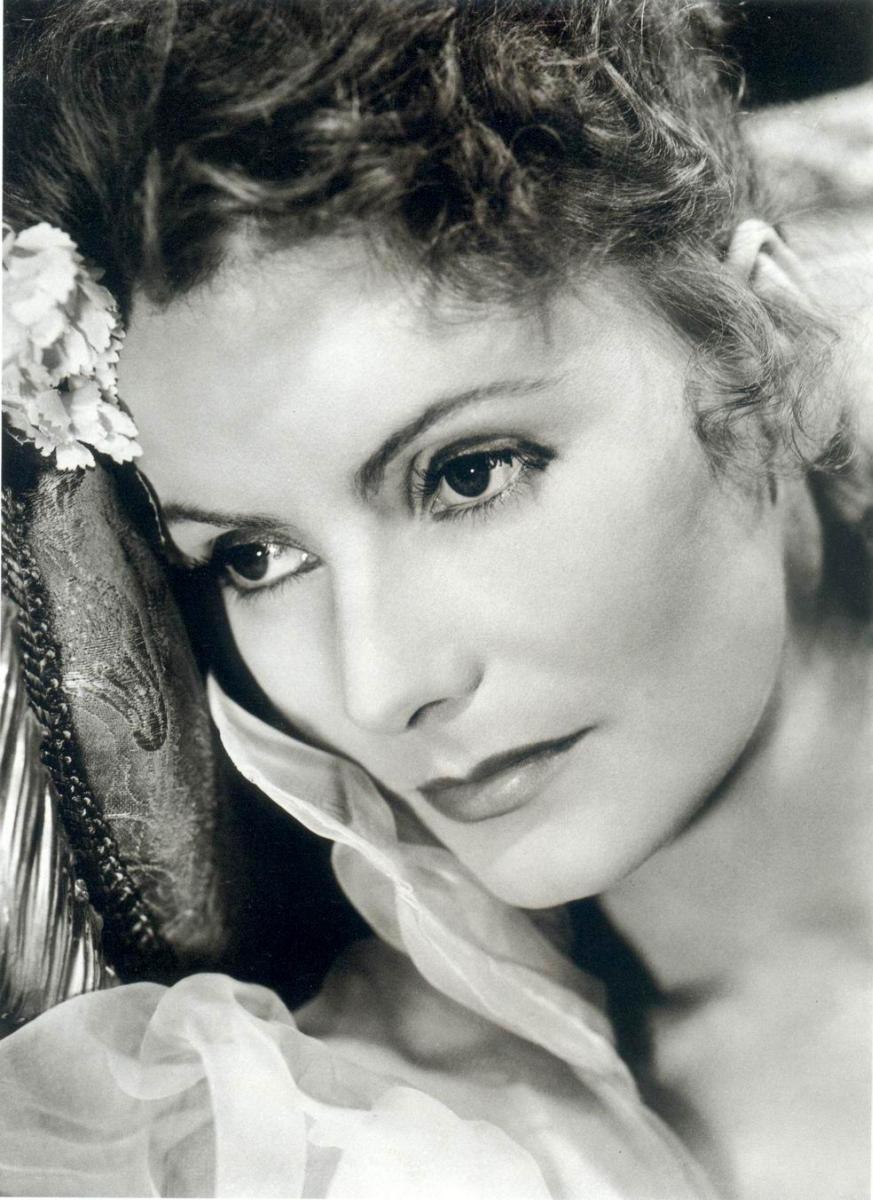 The Man Who Shot Garbo: Stunning Black and White Portraits of Swedish ...