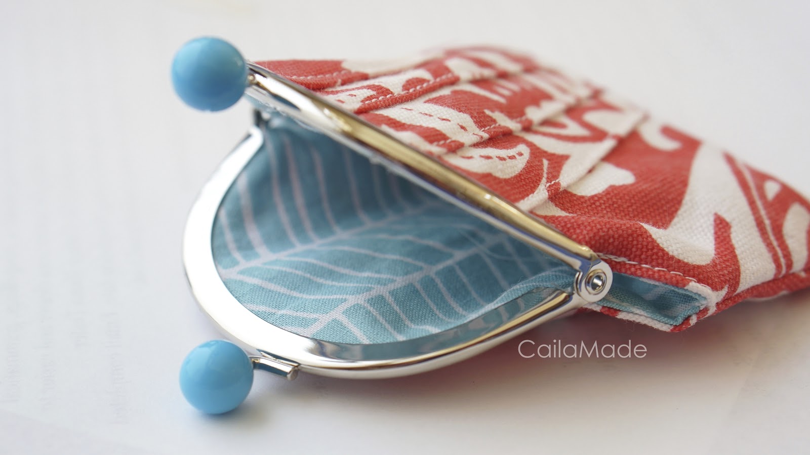 Pleated Coin Purse Tutorial ~ DIY Tutorial Ideas!