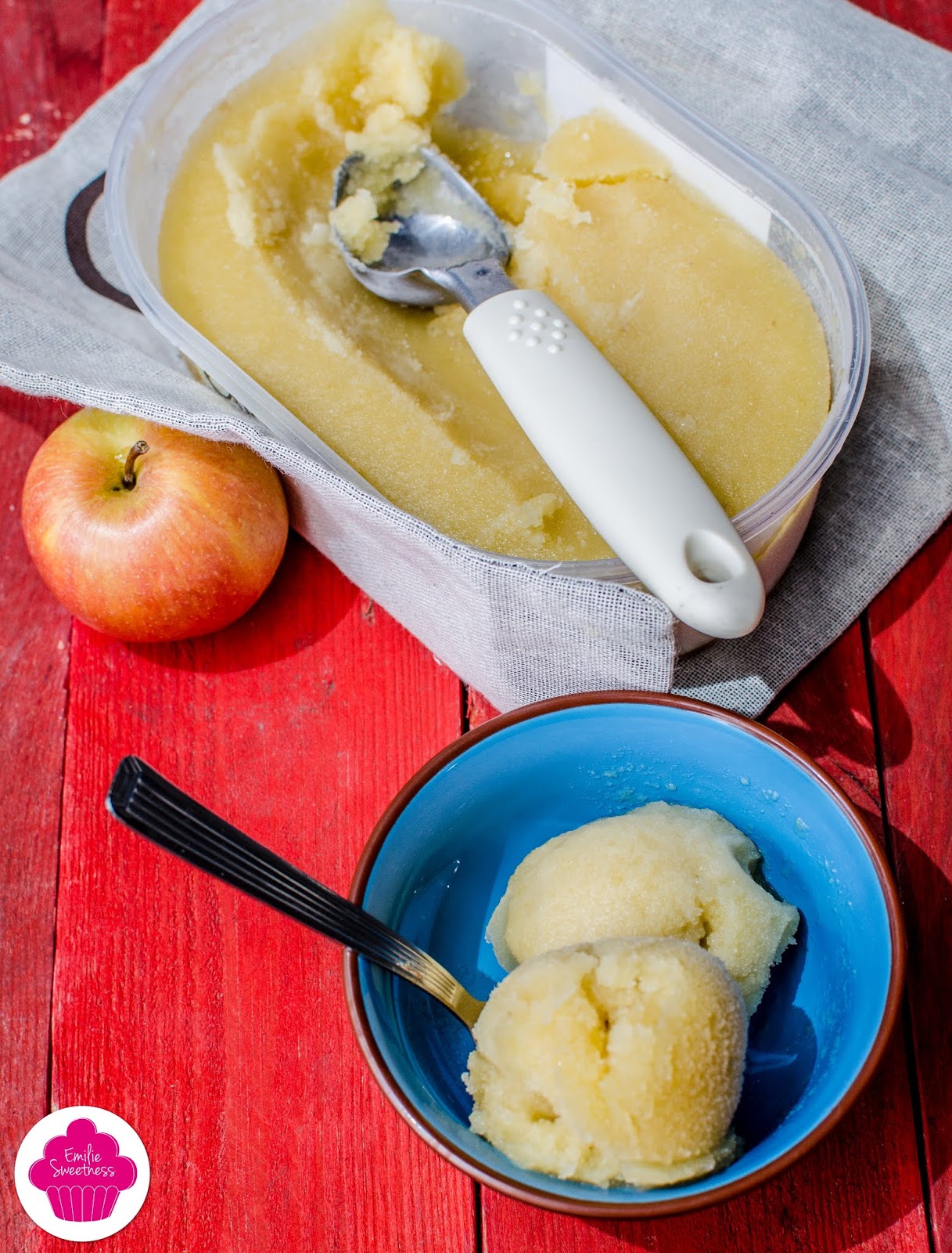 Emilie Sweetness: Sorbet aux pommes - recette facile