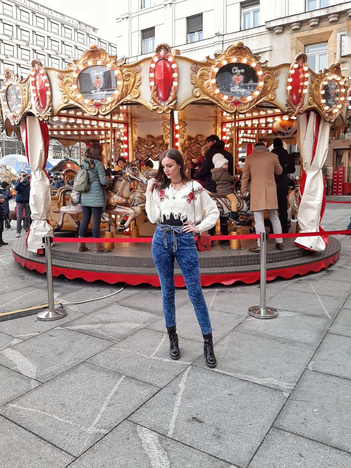 Carousel | OUTFIT POST