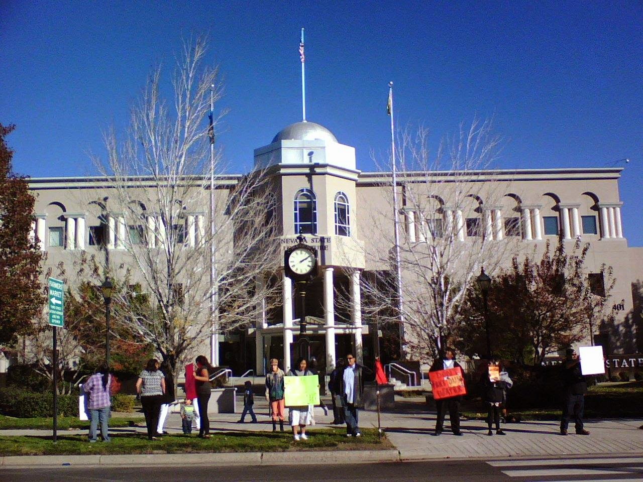 CENSORED NEWS: Bad Bear's Photos: Protest to Save Pyramid Lake