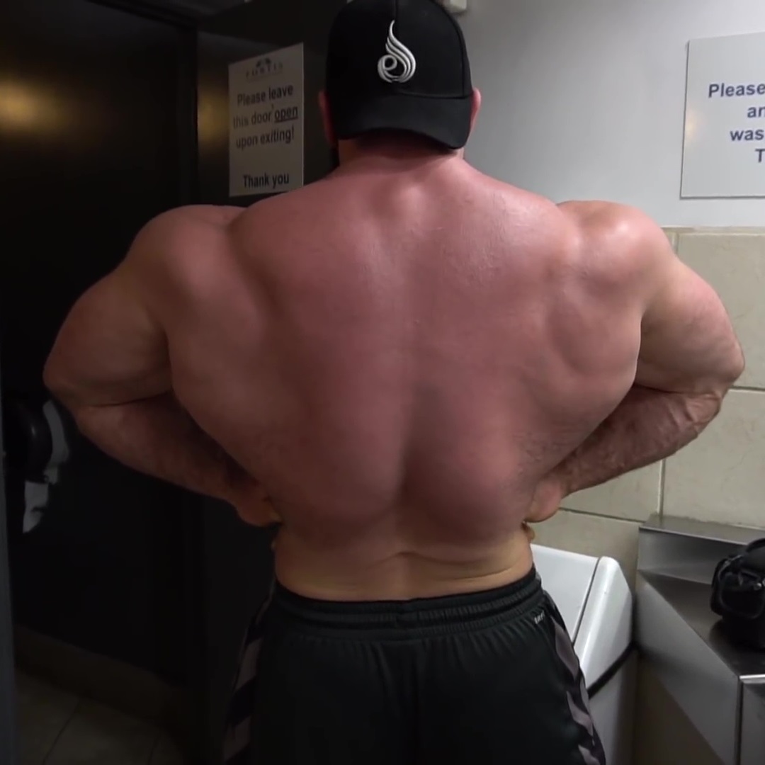 Muscle Lover: Canadian muscle beast - IFBB Pro bodybuilder Antoine Vaillant