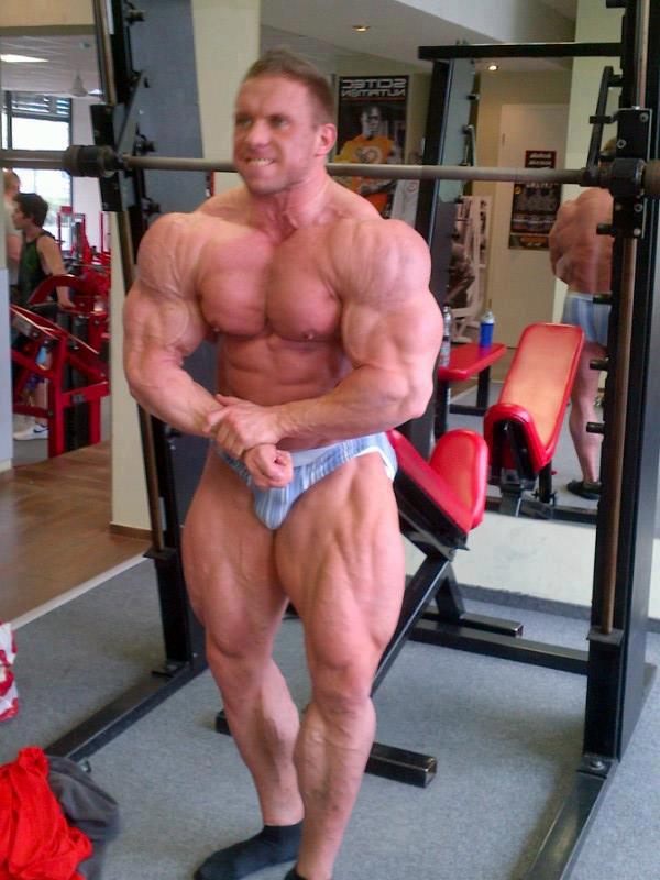 Muscle Lover: Daniel Toth