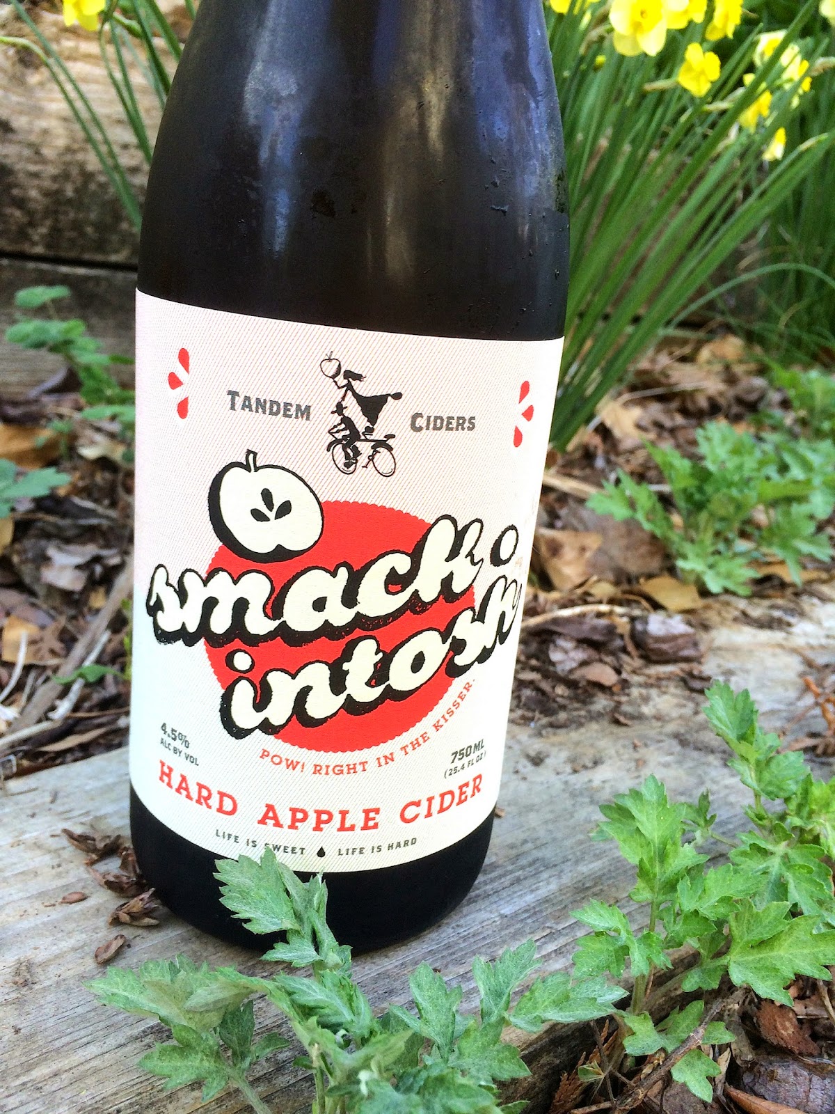 Along Came a Cider: Cider Review: Tandem Cider's Smackintosh
