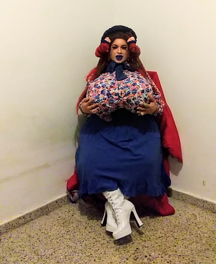 Transvestite Kyshari : Feeling gurly 11