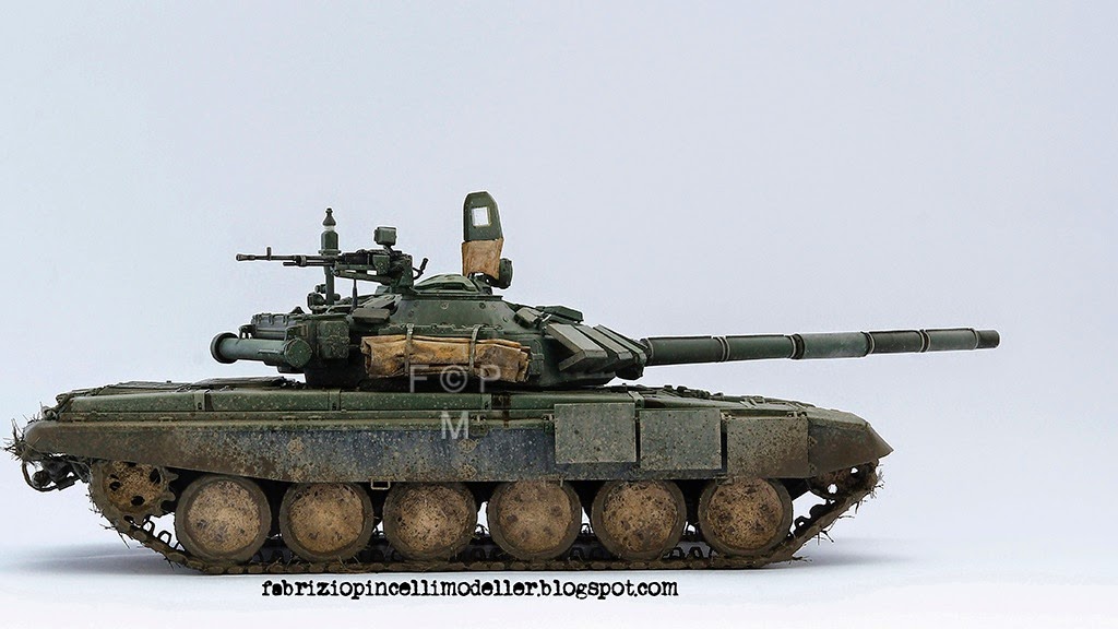 Fabrizio Pincelli: T-72B: more photos.