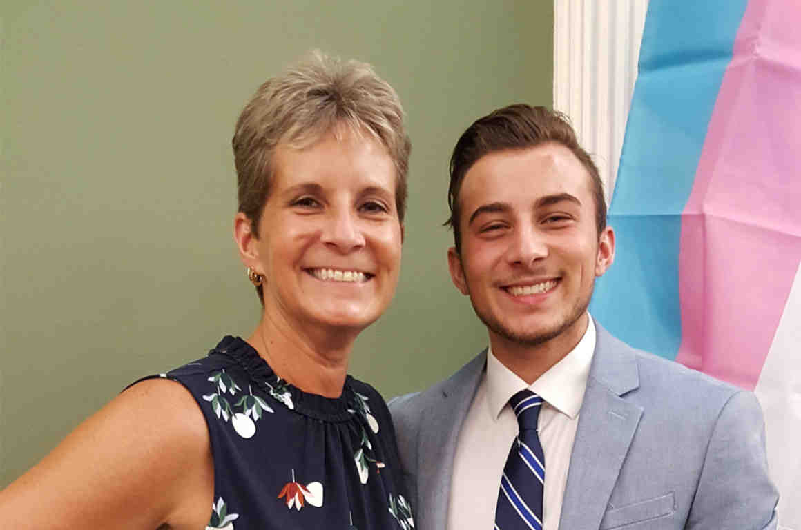 Transgender Near Me is a trans dating app for transgenders