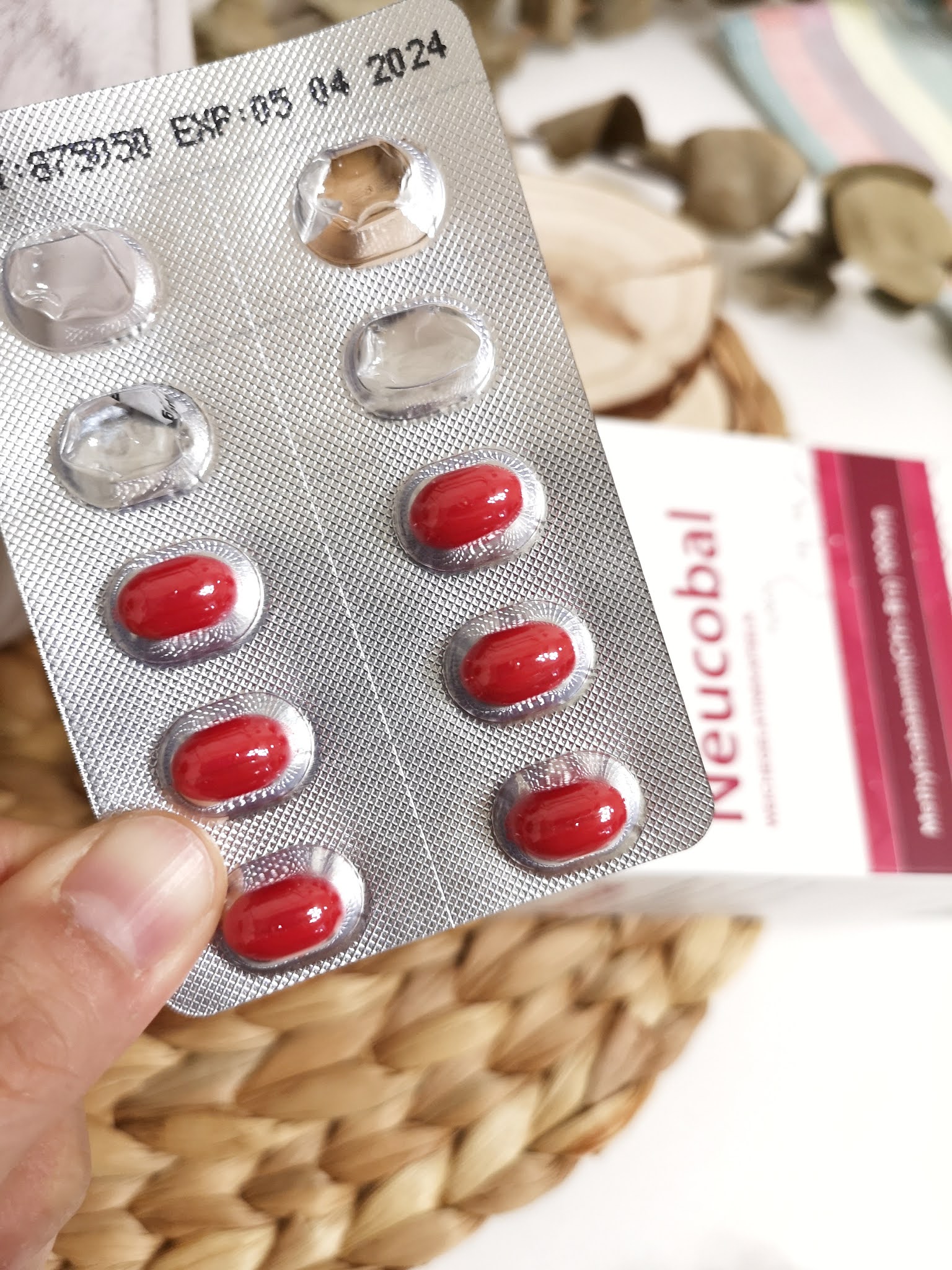 【認識B群】一般B群、高單位B群的差別︱不同保健訴求有不同選擇︱高單位B12的好處︱神寶Neucobal - Gia's Place