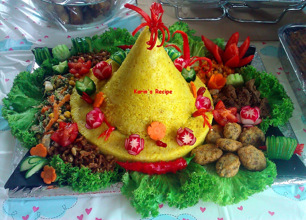 Karin's Recipe: Nasi Kuning-Tumpeng Kuning (Indonesian Yellow Rice-Cone ...