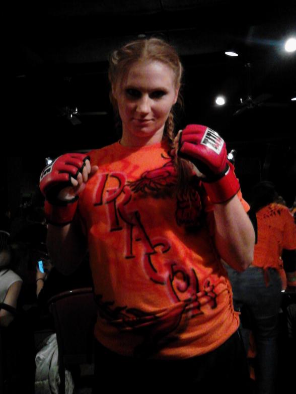 Babes of MMA: Fighter Babe Katy Collins Returns to the Cage on Friday