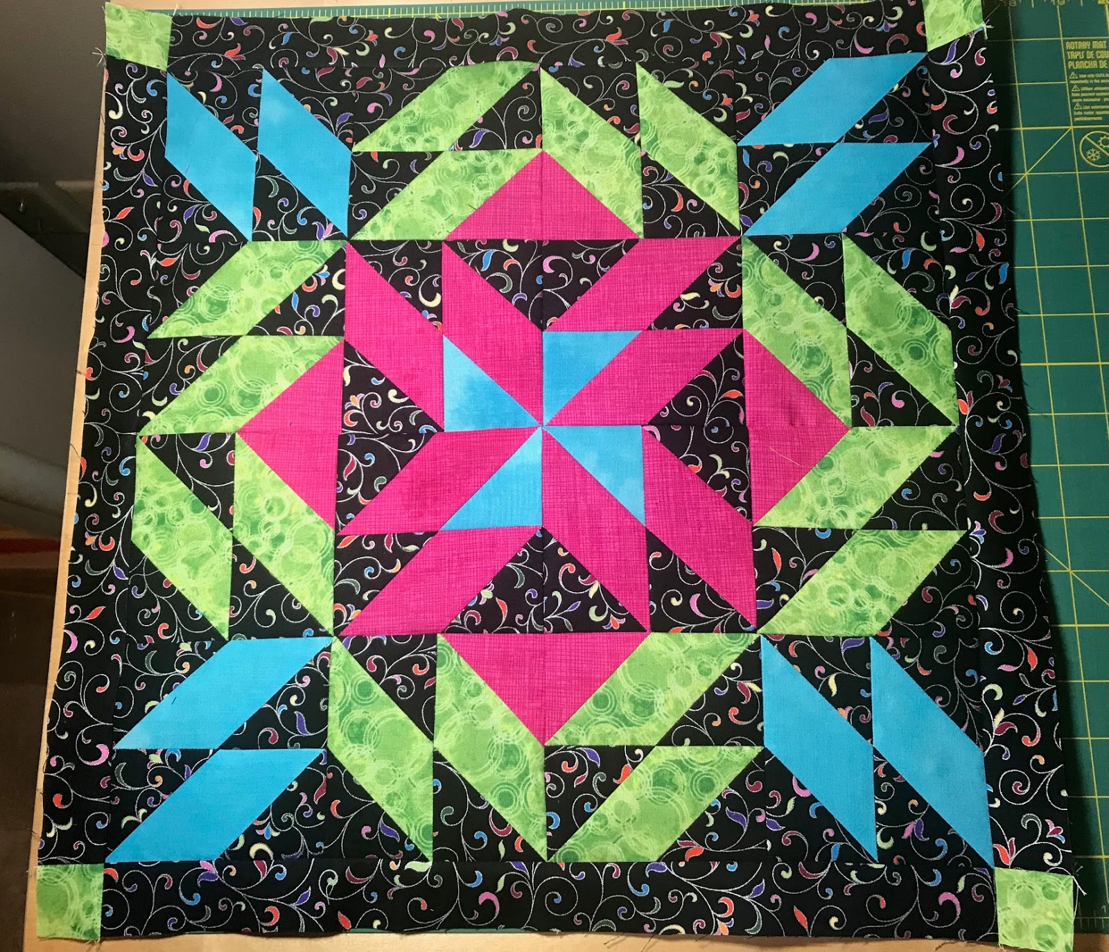 My Sewing Room: Distracted by Unity