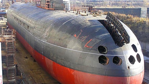 SI VIS PACEM, PARA BELLUM: Marina russa: il K-329 Belgorod, sottomarino ...