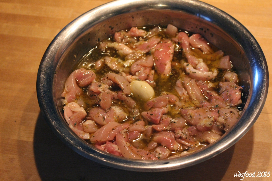 WesFood - Herr Westerhausen kocht ...: Schnelles Juvetsi mit Huhn ...