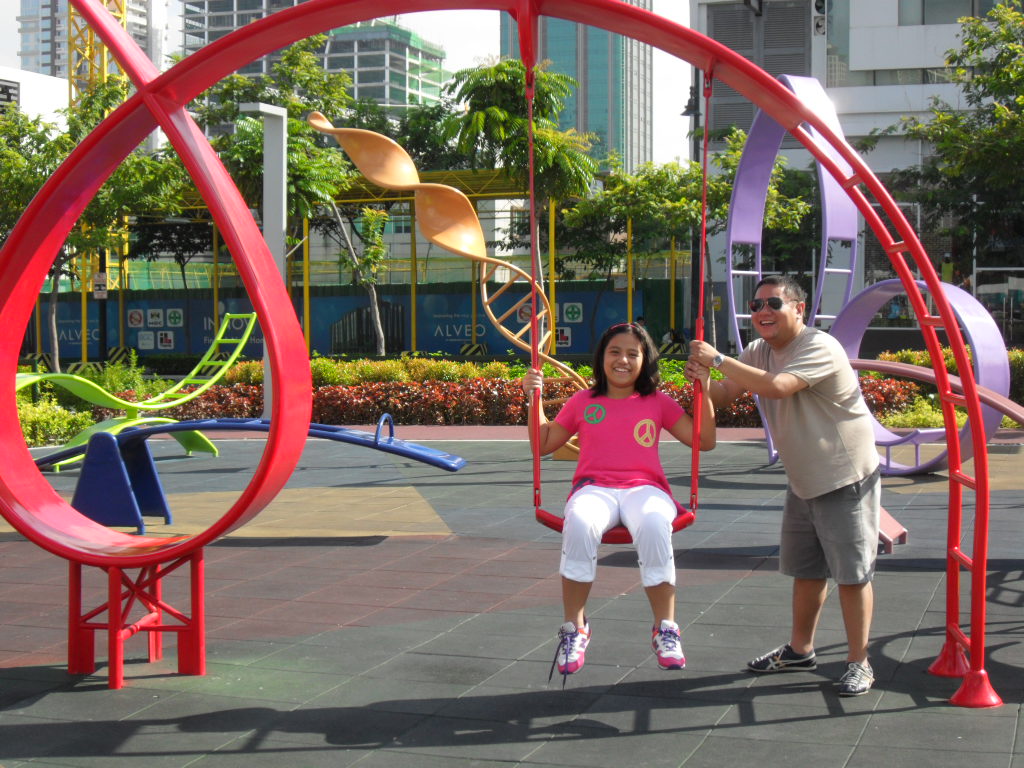 Little Miss Pinay Crafter: Weekend Tidbits: Terra 28th Playground at BGC