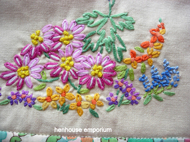 Easy Embroidery - Bordados Faceis