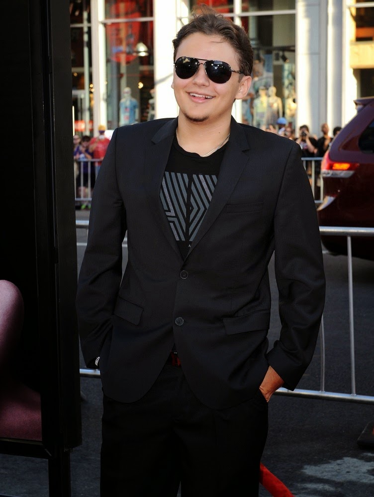 Vídeo/Prince Jackson vai à première de 'True Blood' (17/06) - Prince ...