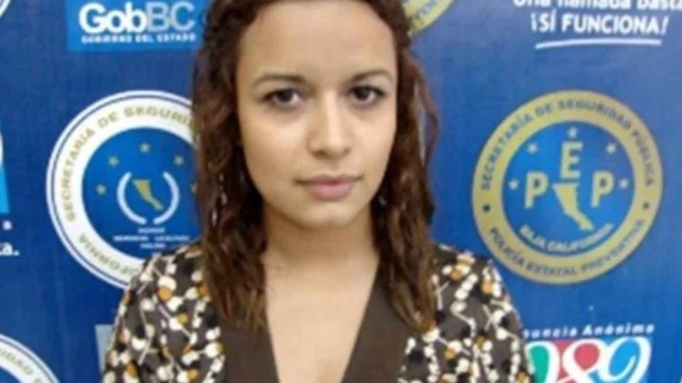 La historia de Nancy joven y atractiva trabajaba en el Gobierno y ...