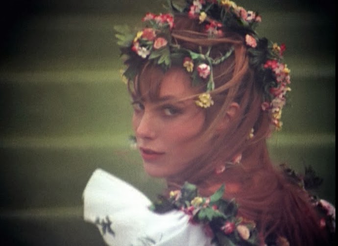 Avengers in Time: 1968, Film: Wonderwall