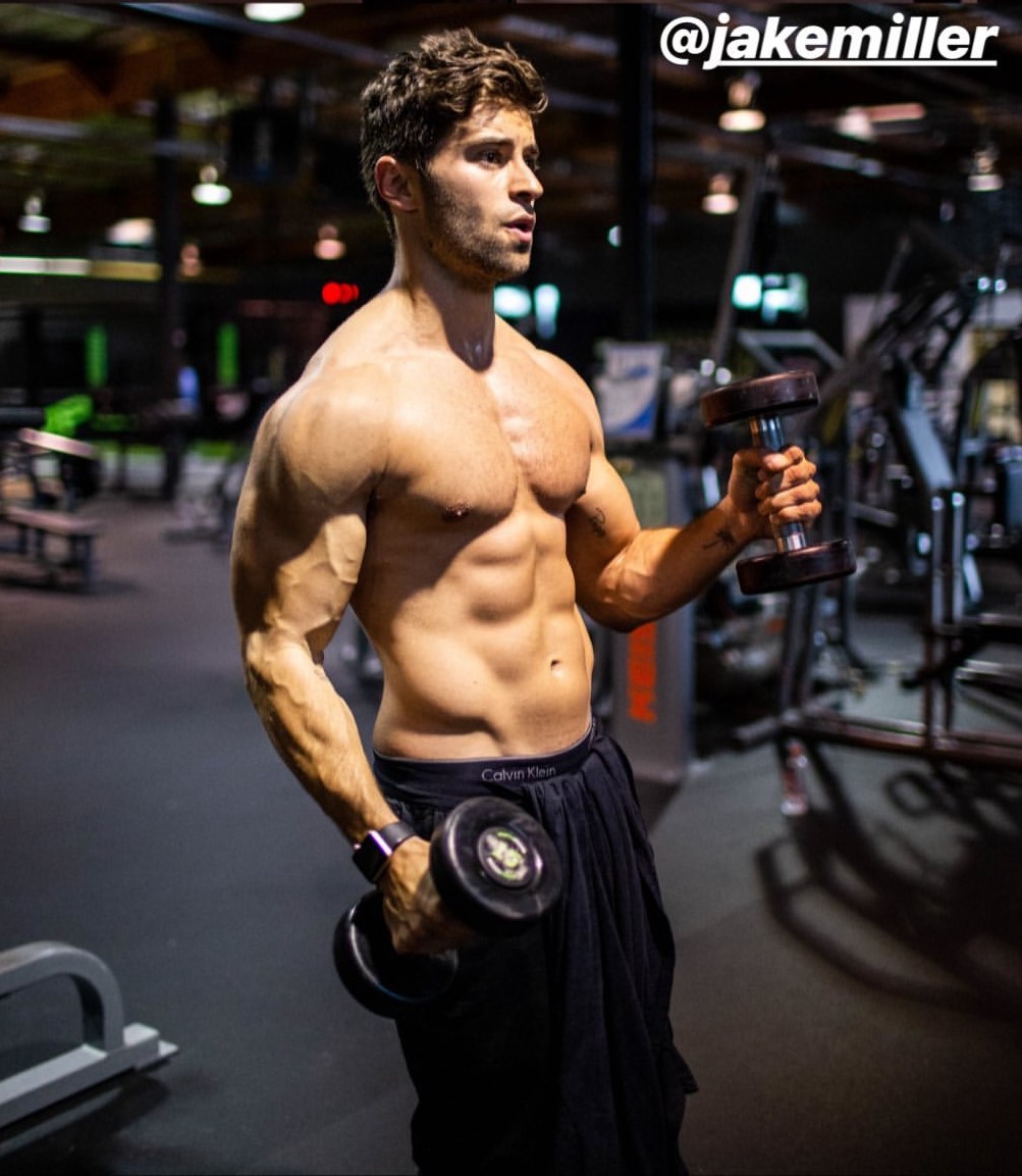 Alexis_Superfan's Shirtless Male Celebs: Jake Miller shirtless workout ...