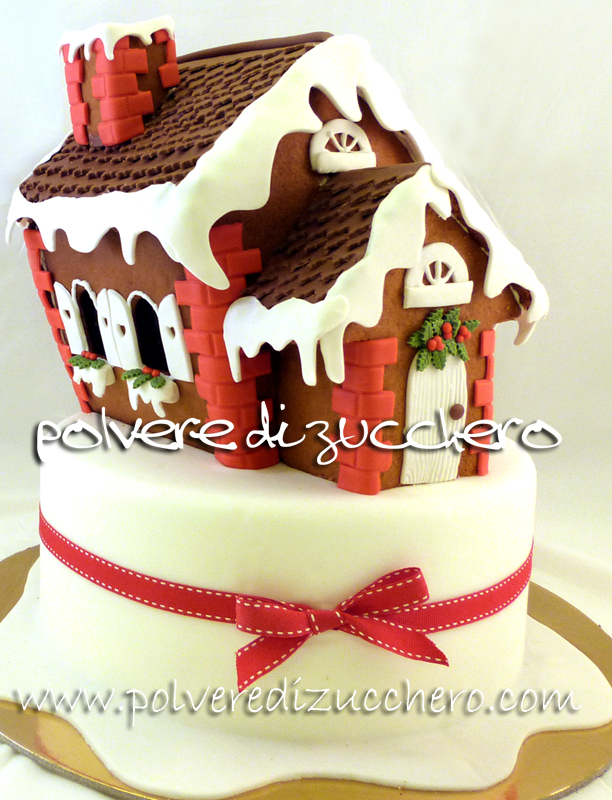 Gingerbread House: la casetta di pan di zenzero decorata con pasta di ...