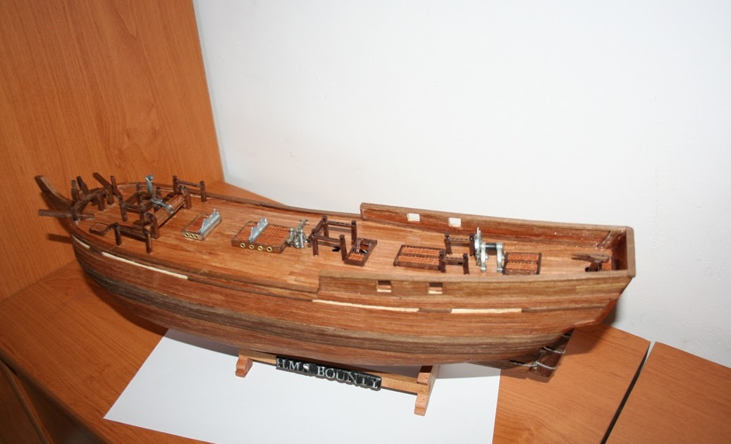 Corabii din lemn, machete, kituri