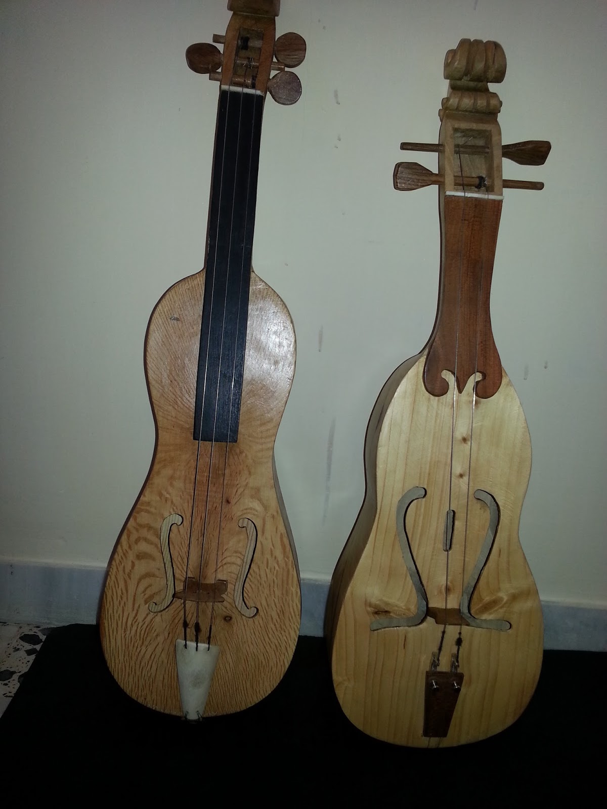 1000+ images about old stringed instruments on Pinterest