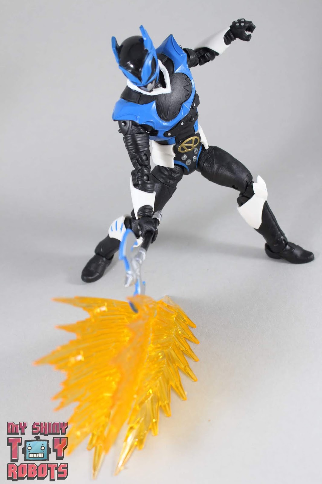 My Shiny Toy Robots: Toybox REVIEW: Power Rangers Lightning Collection ...