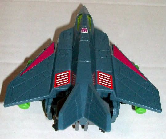 Random Toy Reviews: Transformers G1: Falcon (Predator)