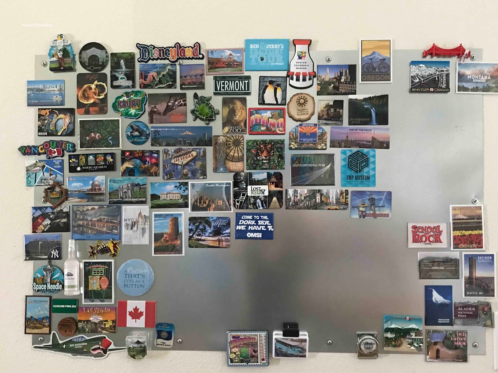 Hawaii Mom Blog: Magnet Wall
