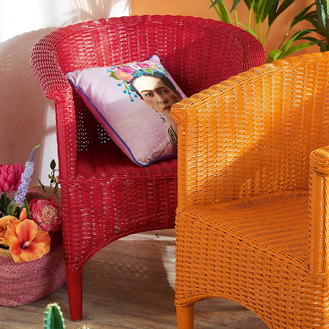 Eye For Design: Decorate With Colorful Wicker Furniture