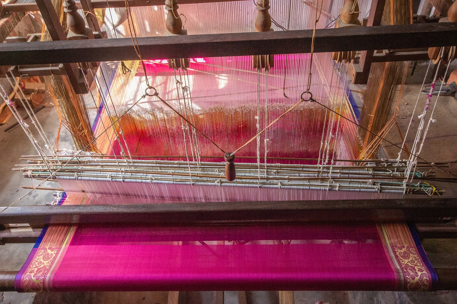 Murshidabad Silk : The Story of Golden Threads | Shoestring Travel ...