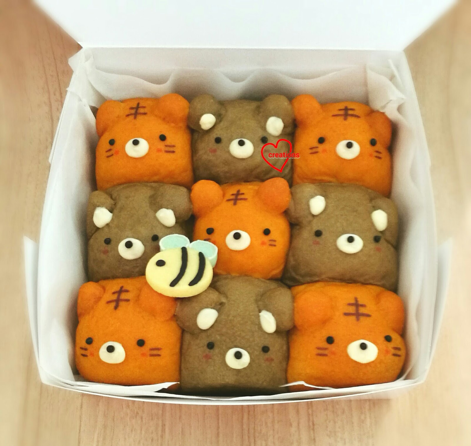 Loving Creations for You: Tiger and Bear Pull-Apart Buns with Cream ...