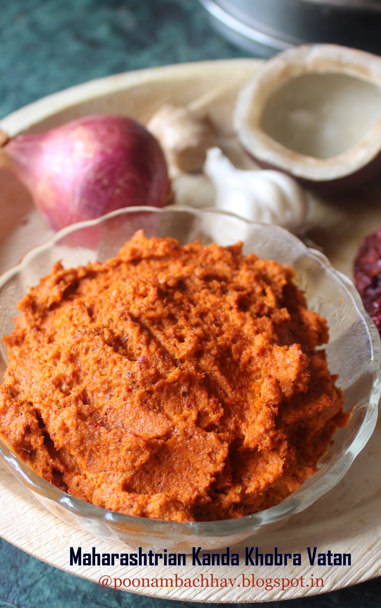 Annapurna: Maharashtrian Kanda Khobra Vatan/Onion Coconut Curry Base