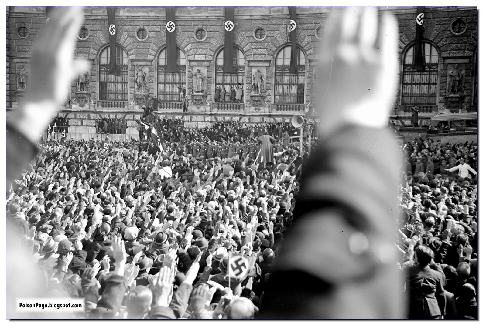 PICTURES FROM WAR AND HISTORY: Germany's Union ("Anschluss") With ...