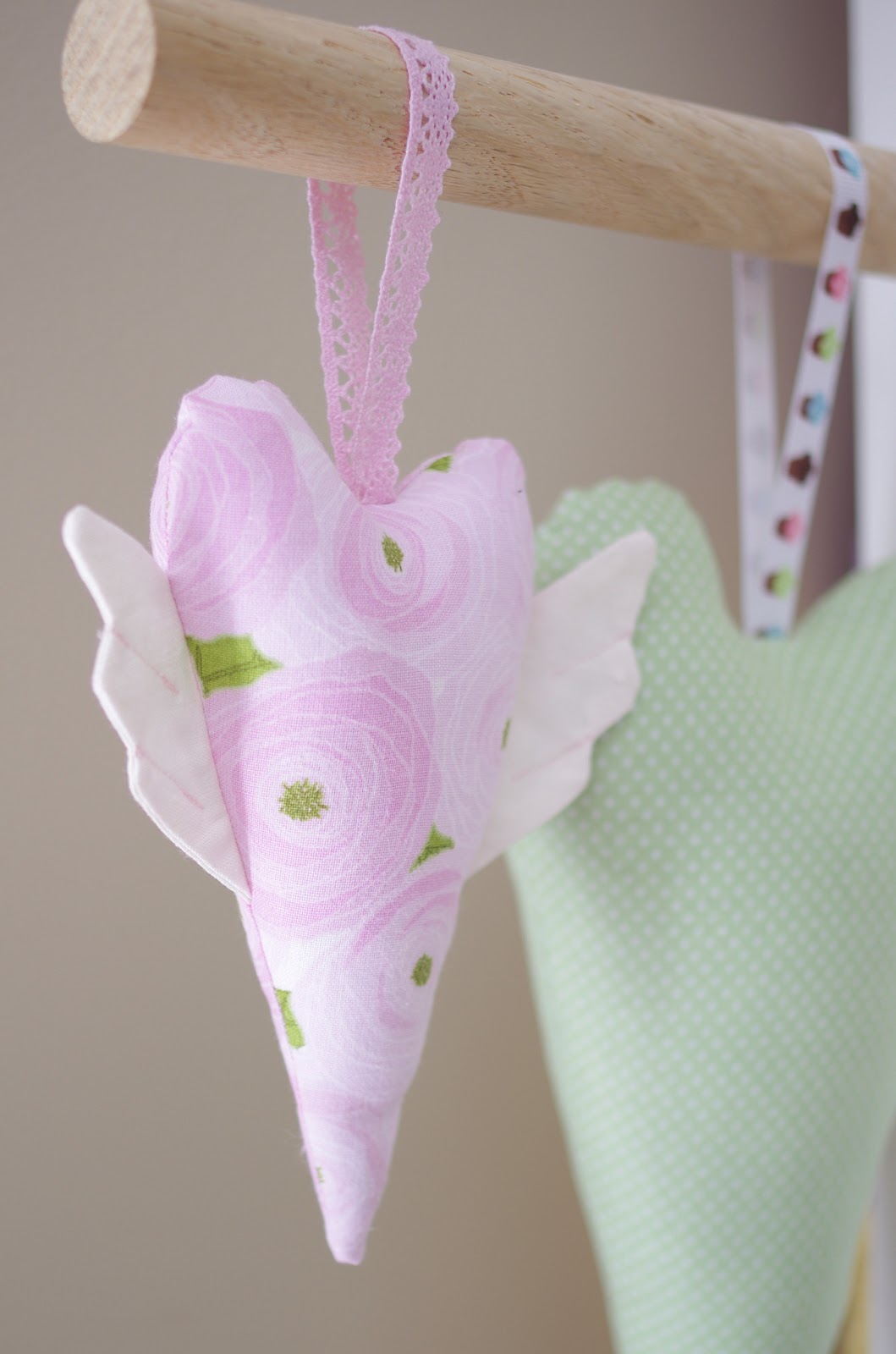 ...Handy Crafter...: Rugs, Rugs All Around