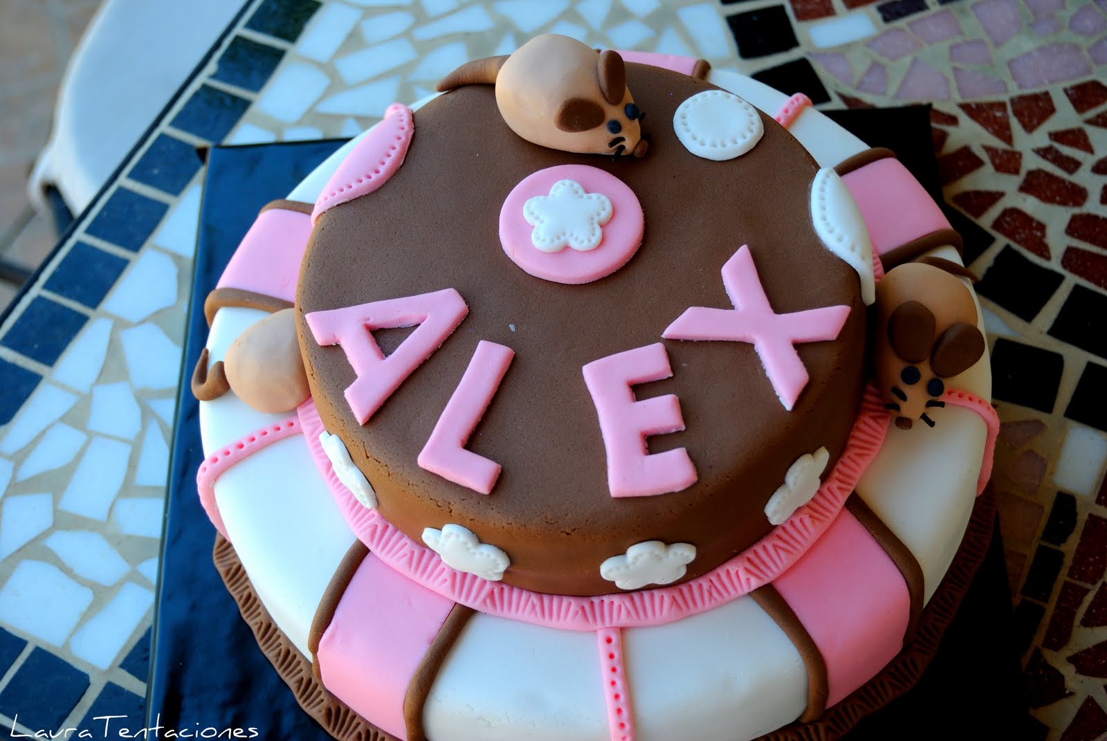 TENTACIONES: Tarta fondant para Alex