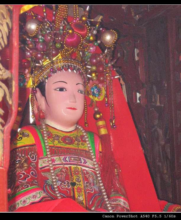 SERBA SERBI TRIDHARMA: Dewi laut SUIE WEI SHEN NIANG 水尾圣娘