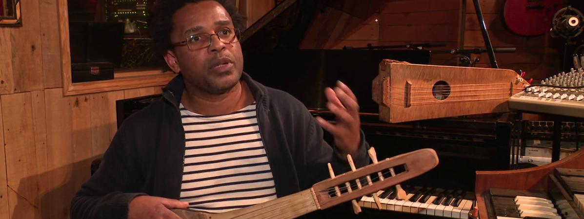 Ahamada Smis fait vivre la musique comorienne au coeur de Marseille ...