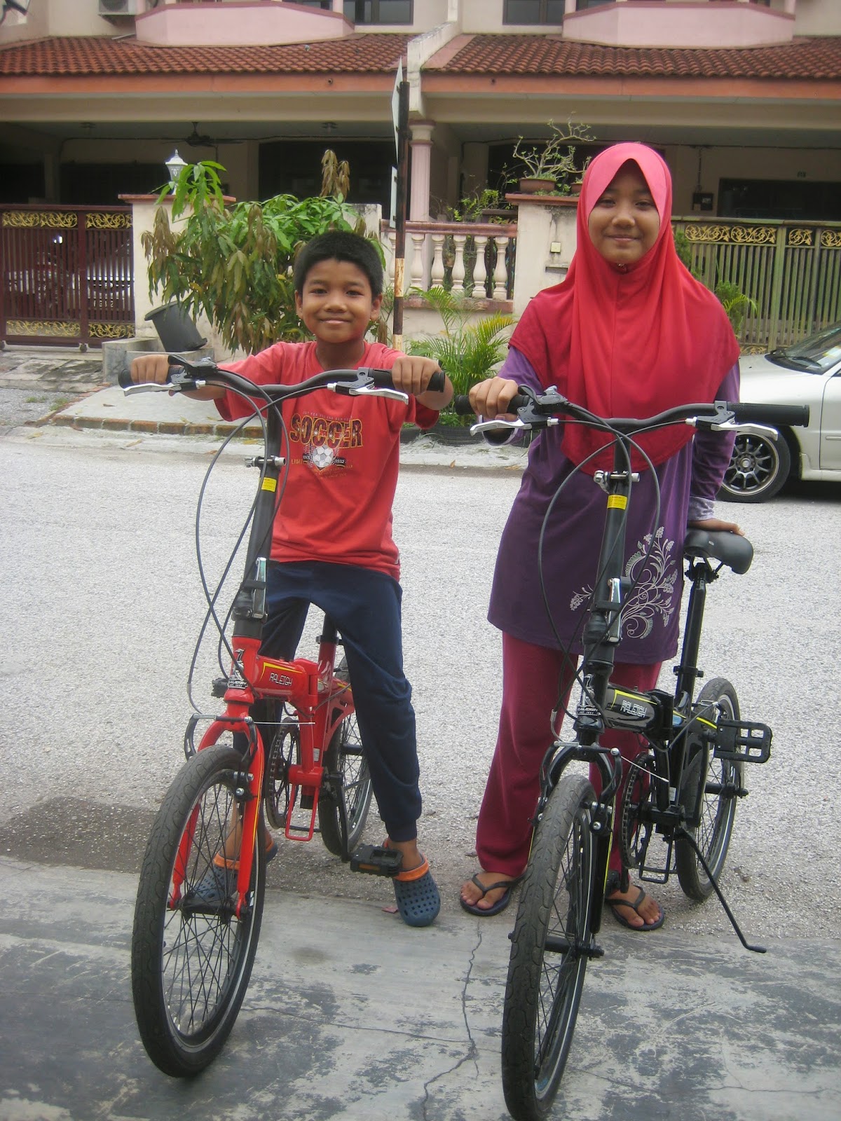 Bunga-bunga Cinta...: Main Basikal