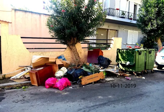 ΕΙΝΑΙ ΑΔΙΑΝΟΗΤΟ ΑΥΤΟ ΠΟΥ ΣΥΜΒΑΙΝΕΙ ΜΕ ΤΑ ΣΚΟΥΠΙΔΙΑ!