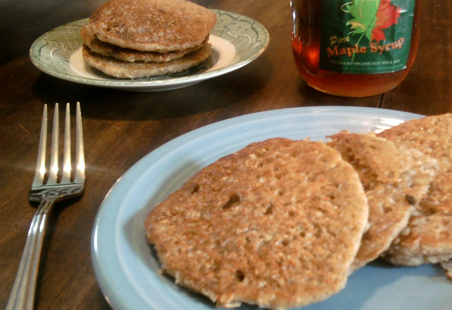 eat to evolve!: Banana-Sunflower Buckwheat Cakes