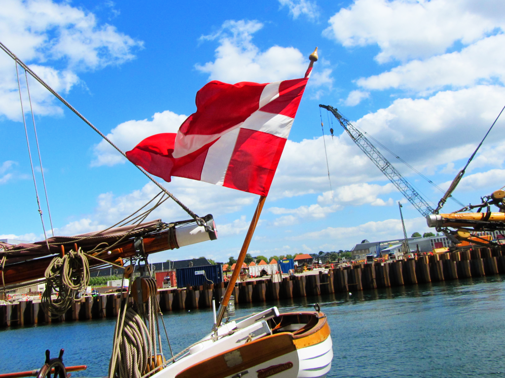 Brian's Copenhagen Picture-a-day: Day 11. Dannebrog.