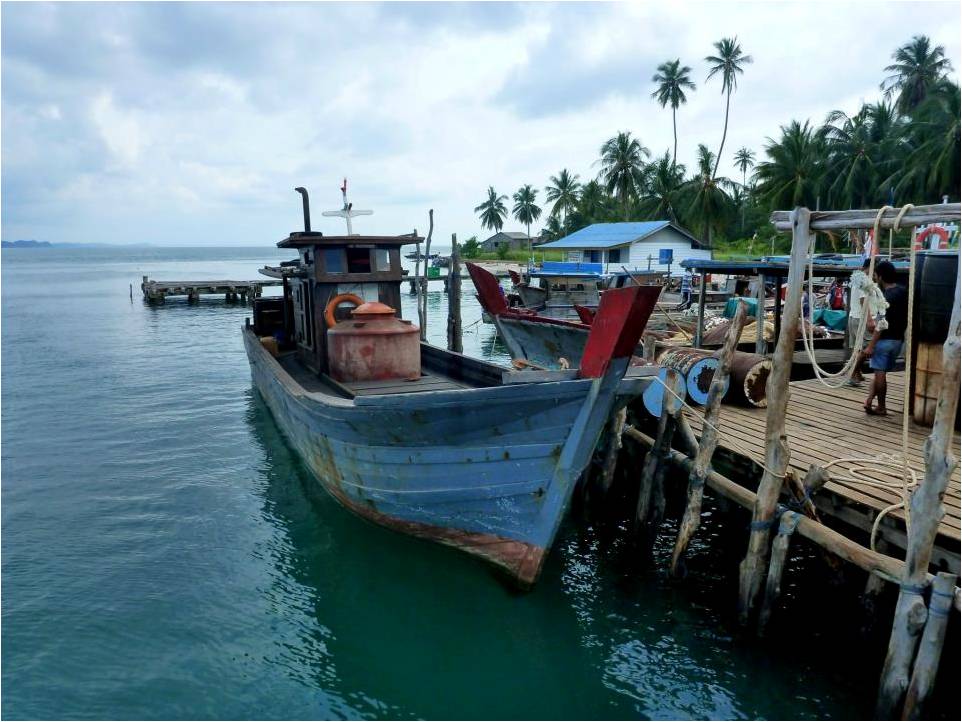 Love the Fold: Exploring the deep south of The Riaus - Day One, Batam