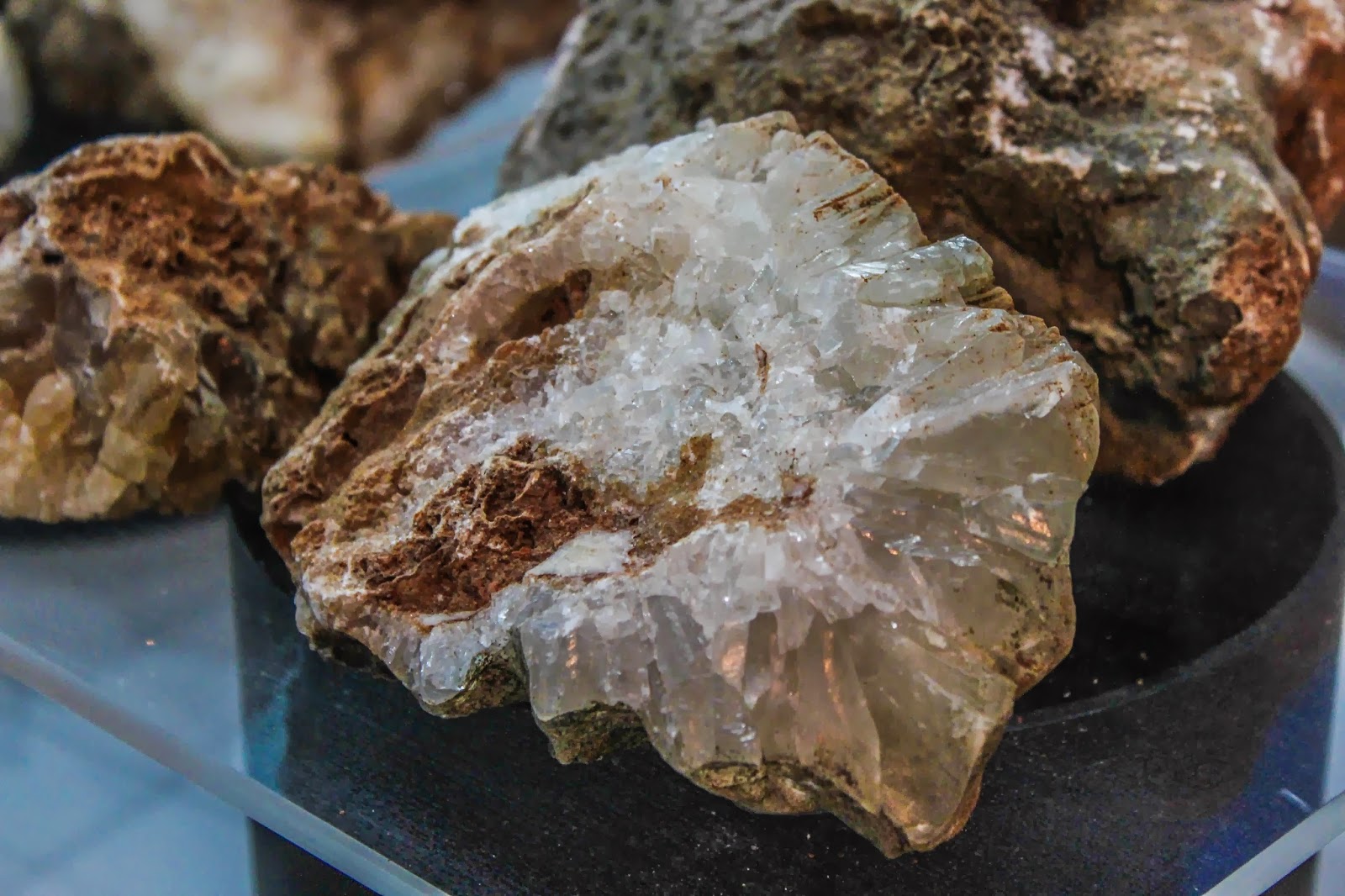 Jejak Negeri: Menelusuri Batuan Karst di Museum Karst Indonesia