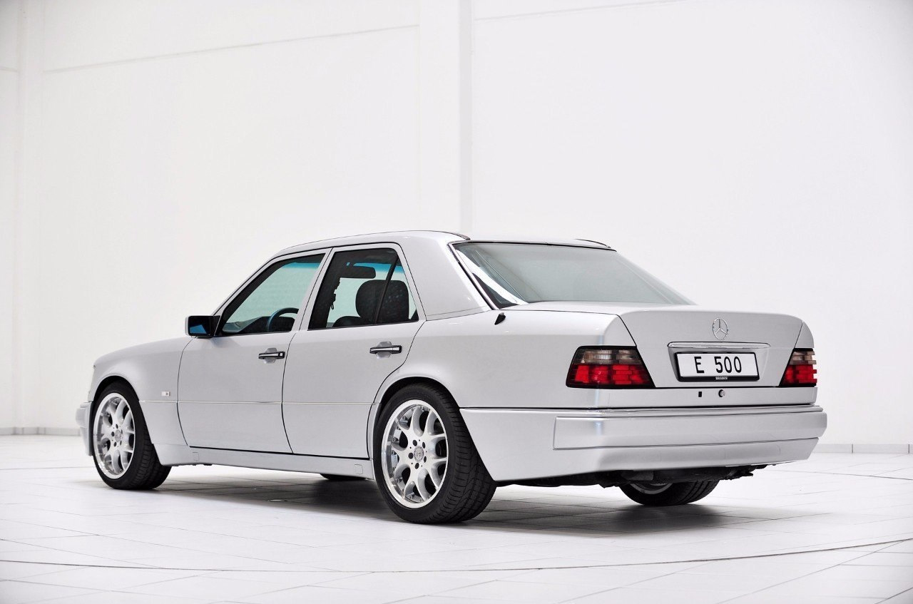 Mercedes-Benz W124 E500 on BRABUS Monoblock 5 | BENZTUNING