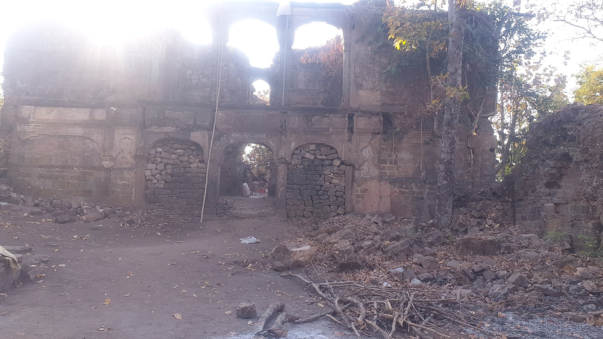 Chauragarh Fort (Chougan Ka Kila) (चौरागढ़ फोर्ट) Photos
