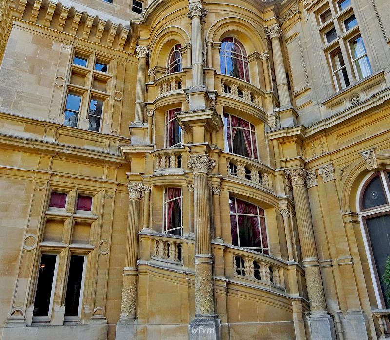 Where Five Valleys Meet: A French Renaissance-style château