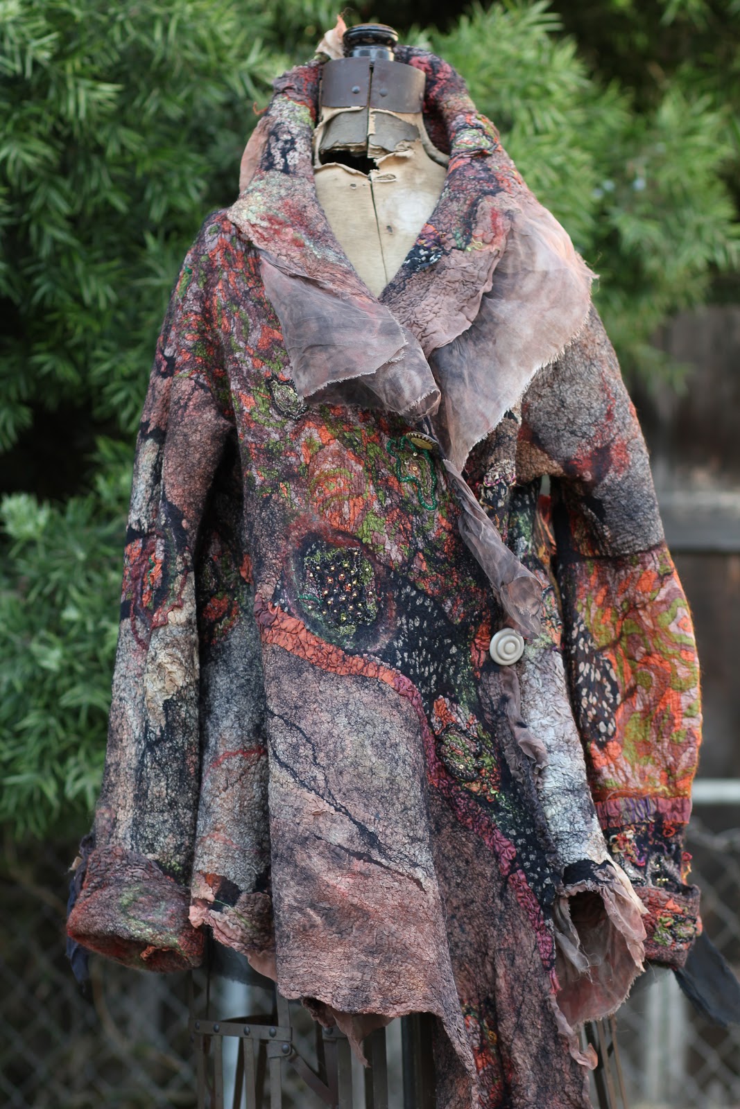 Studio 907: Creating a Seamless Nuno Felted Reversible Jacket