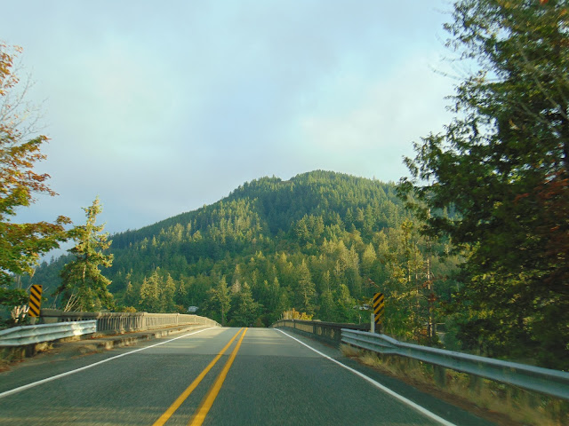 Chuckanut Drive - Scenic and Historic Washington State Route 11