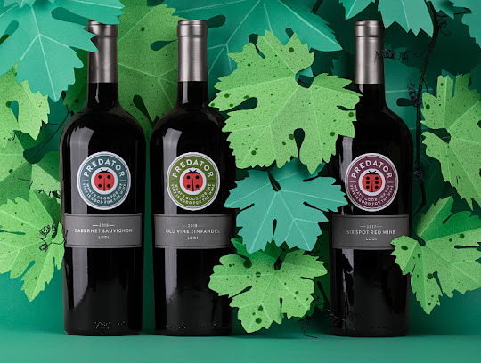 3 Howls Distillery – Packaging Of The World